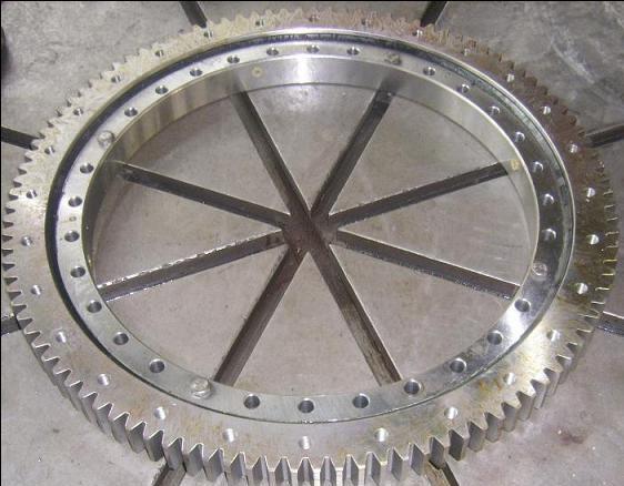 YDSL912-45-5A Precise Crossed Tapered Roller Bearing With External Gear ...