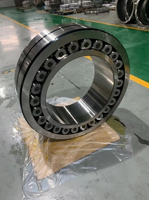 24180ECAK30/C3W33 Spherical Roller Bearings For Roller Press Machine ...